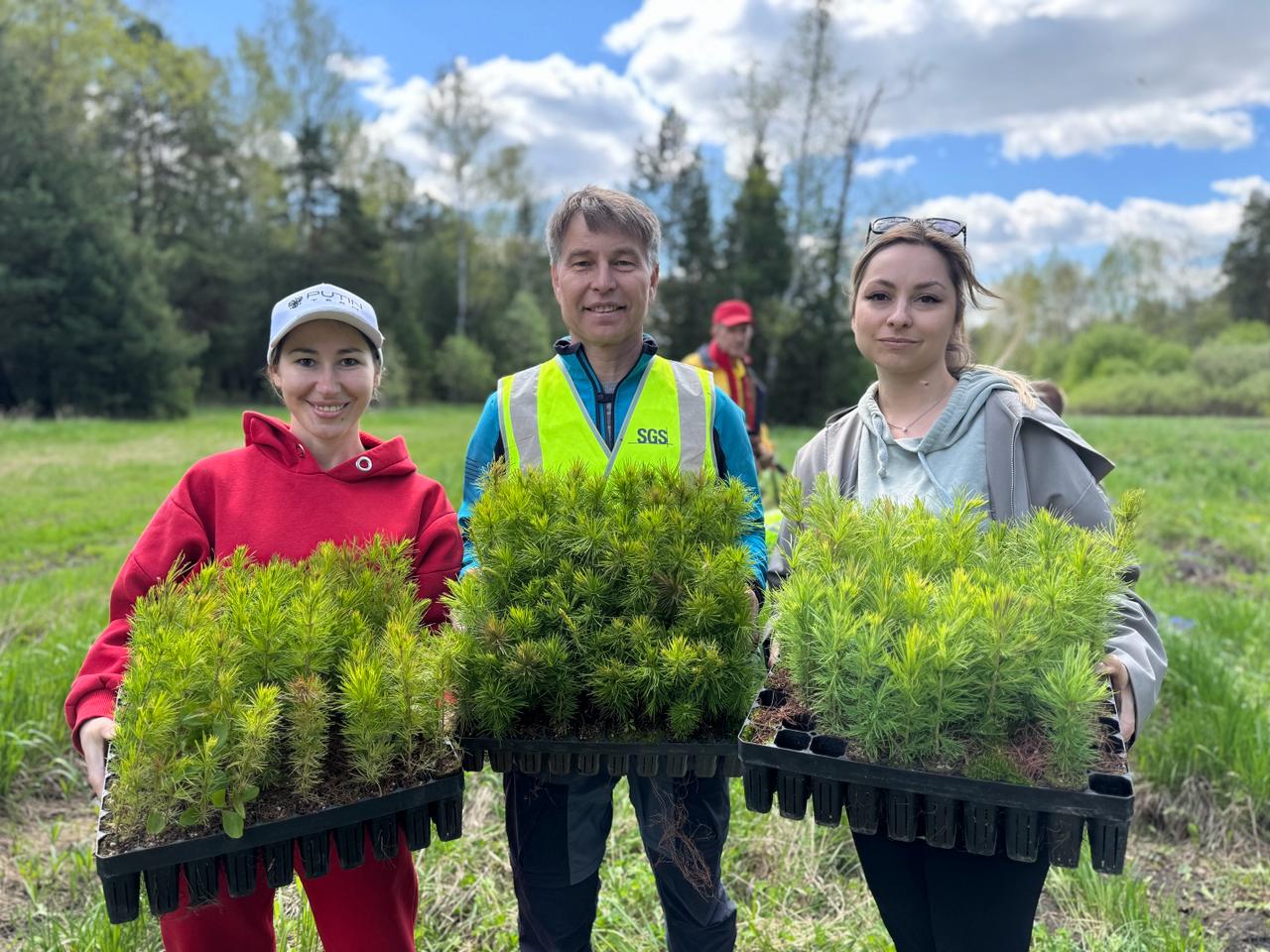On the Mother Earth Day festival, the New Acropolis carried out various ...